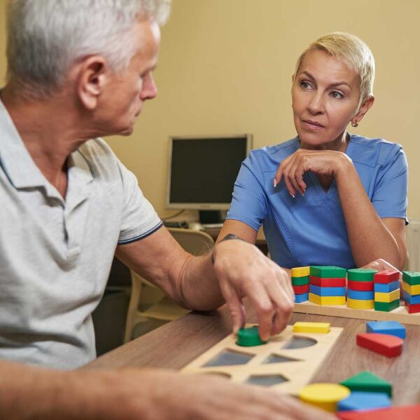 Alzheimer’s & Dementia Management Program - Family Tree Private Care